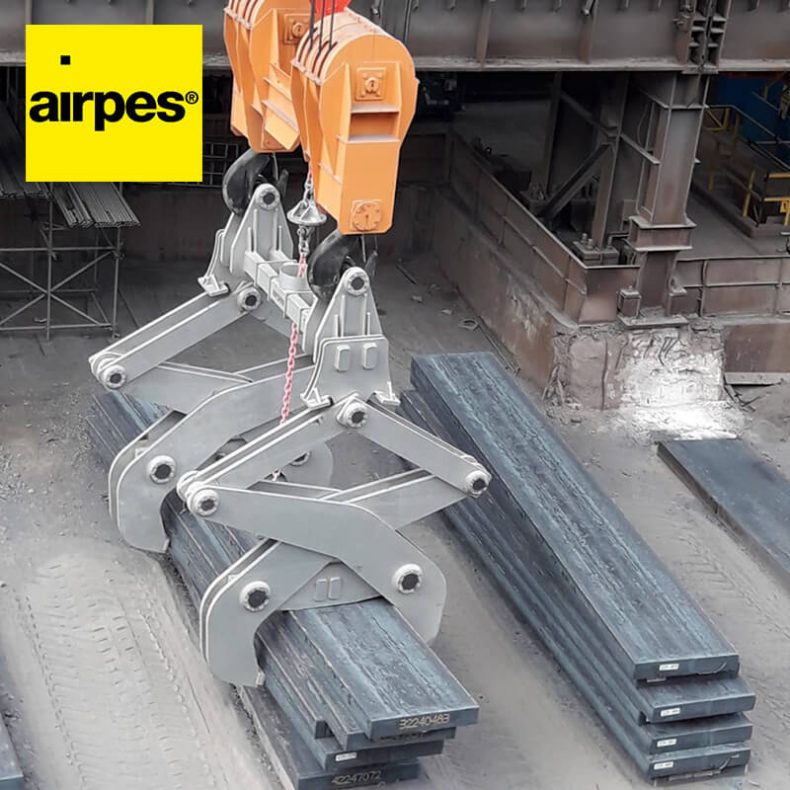 102 Tons Capacity Scissor Lifting Tong | Airpes Lifting